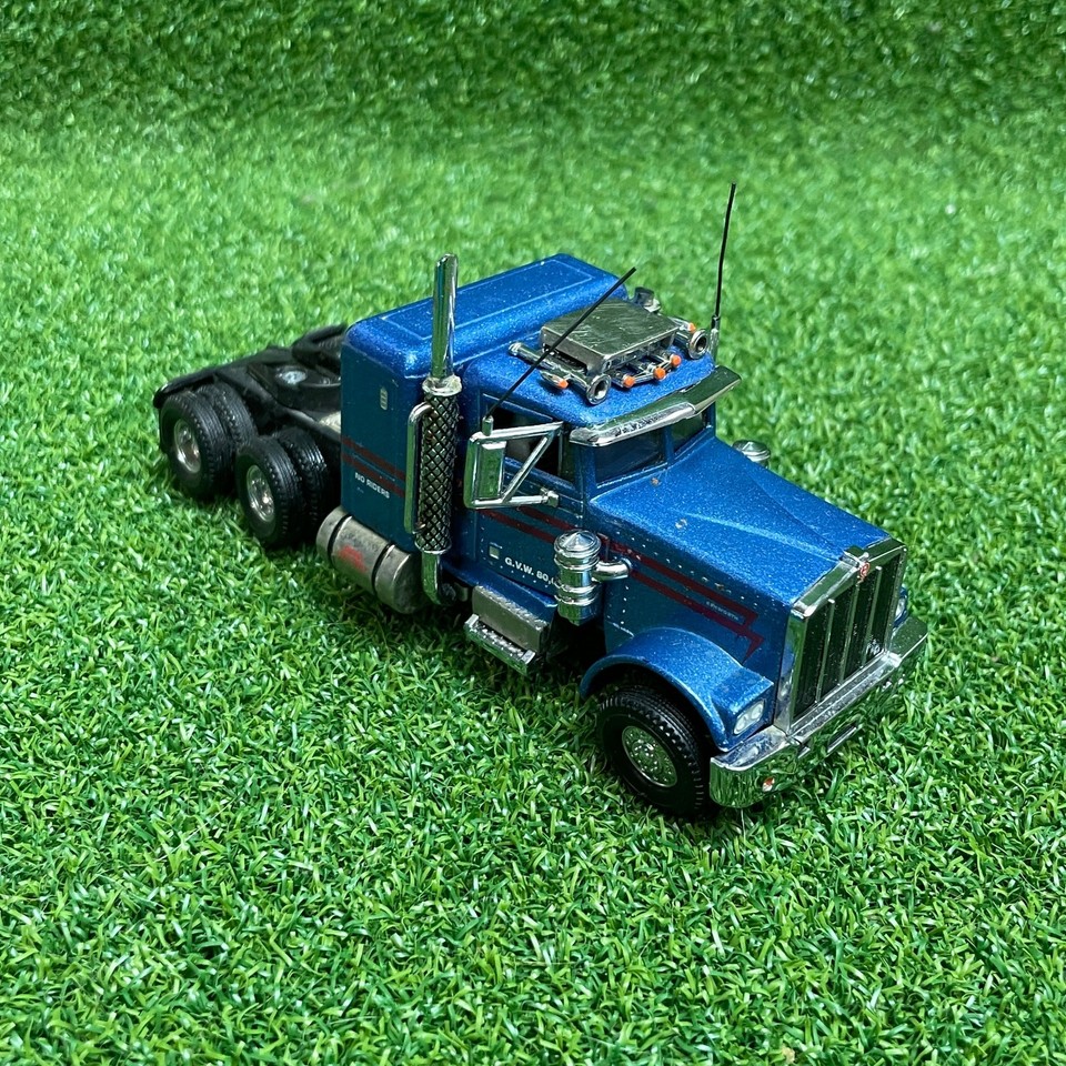 Vintage Matchbox Ultra Blue Kenworth W900 Diecast Truck 1:58 Scale | eBay