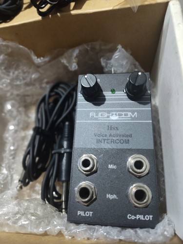 Flightcom IISX Aviation Intercom, 4 Place, G/A Plugs & Voice Activated ...