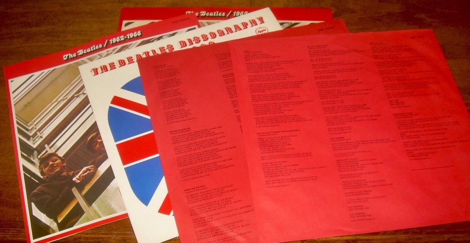 Lot of 2 BEATLES vinyl double LPs 1962-1966 and 1967-1970 Japanese ...