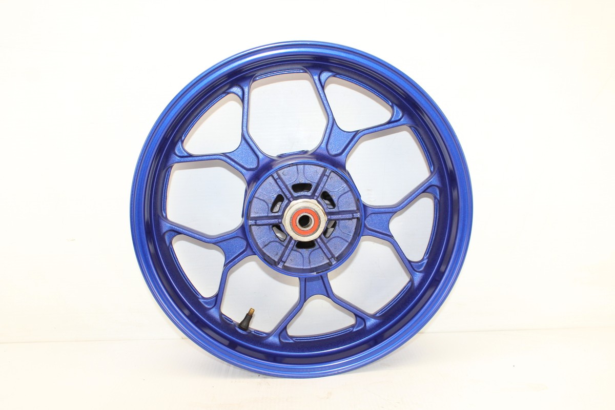 Yamaha Yzf R3 Tyres Price Check Size Of Front And Rear Tyres Yamaha's