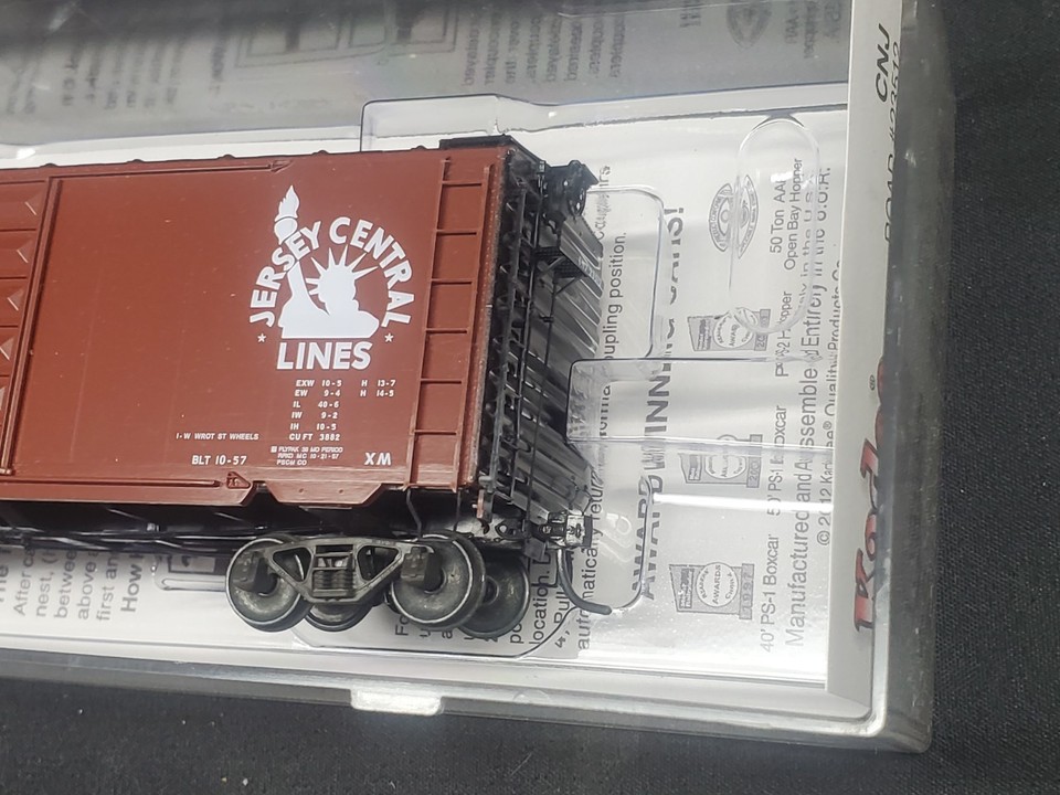 KADEE HO Scale #5304 CENTRAL OF NEW JERSEY CNJ 23512 40' PS-1 BOX CAR W ...