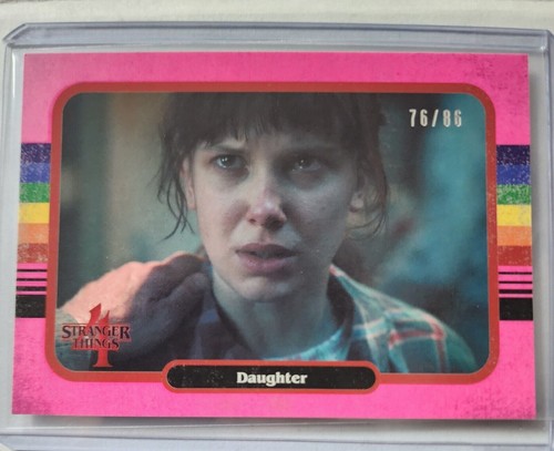Stranger Things Season 4 LOT of 3 Pink Parallel Cards /86 Featuring ...