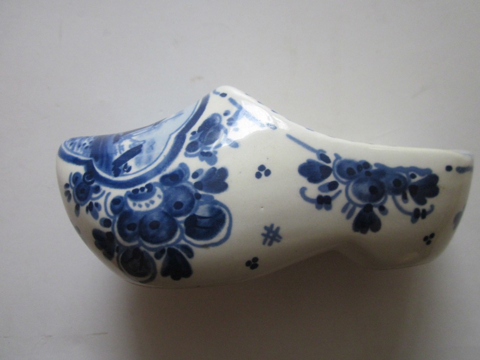 HANDPAINTED CERAMIC DUTCH TYPE SHOE | eBay