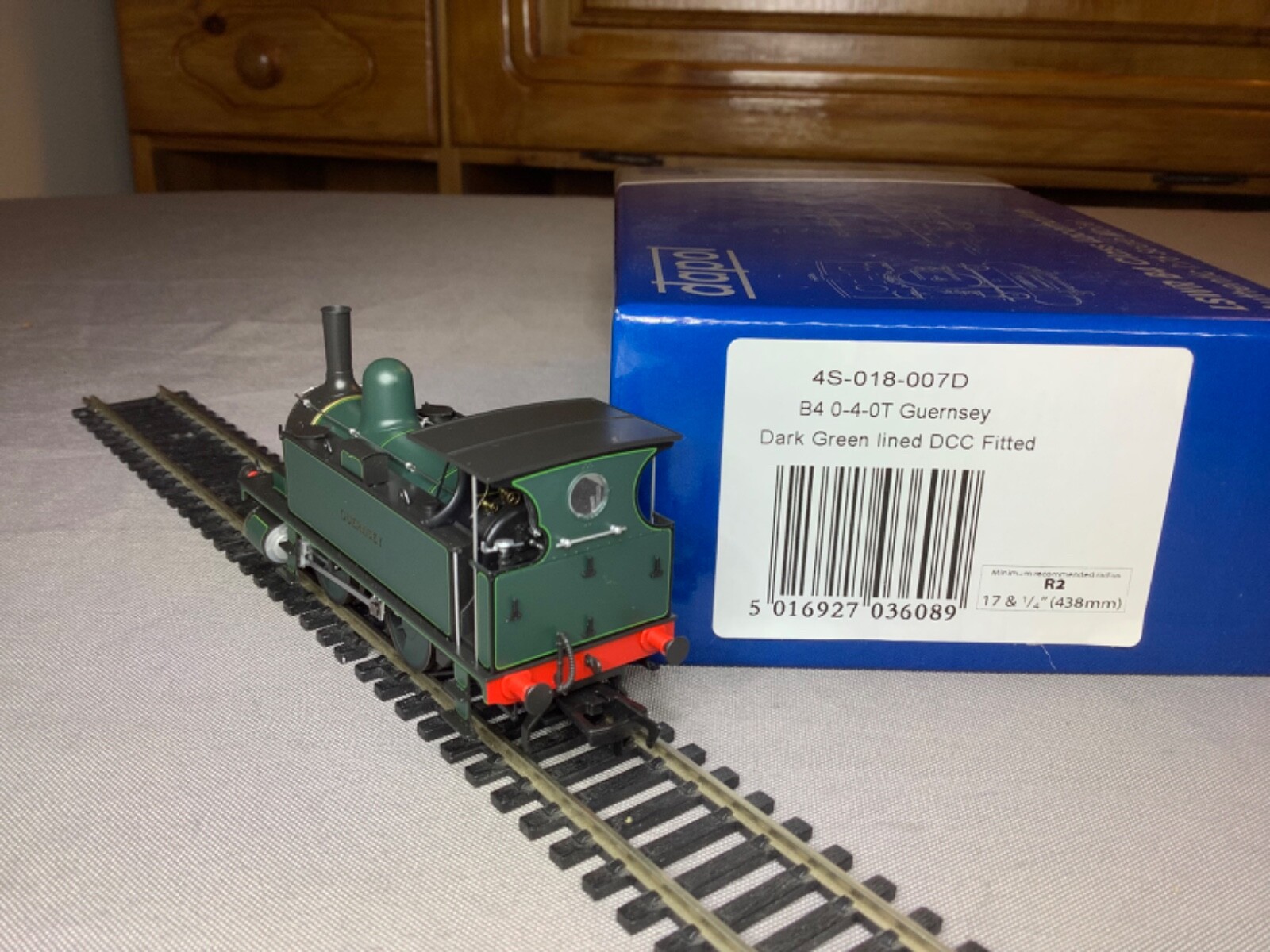 Dapol OO Gauge 4S-018–007D 0-4-0 Class B4 Dock Tank Loco Guernsey dcc ...