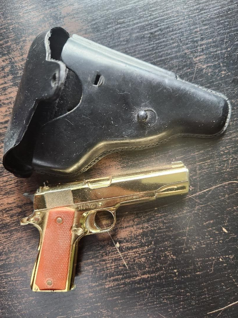 Vintage 1960's Marx TOY gun appx 4" long and holster | eBay