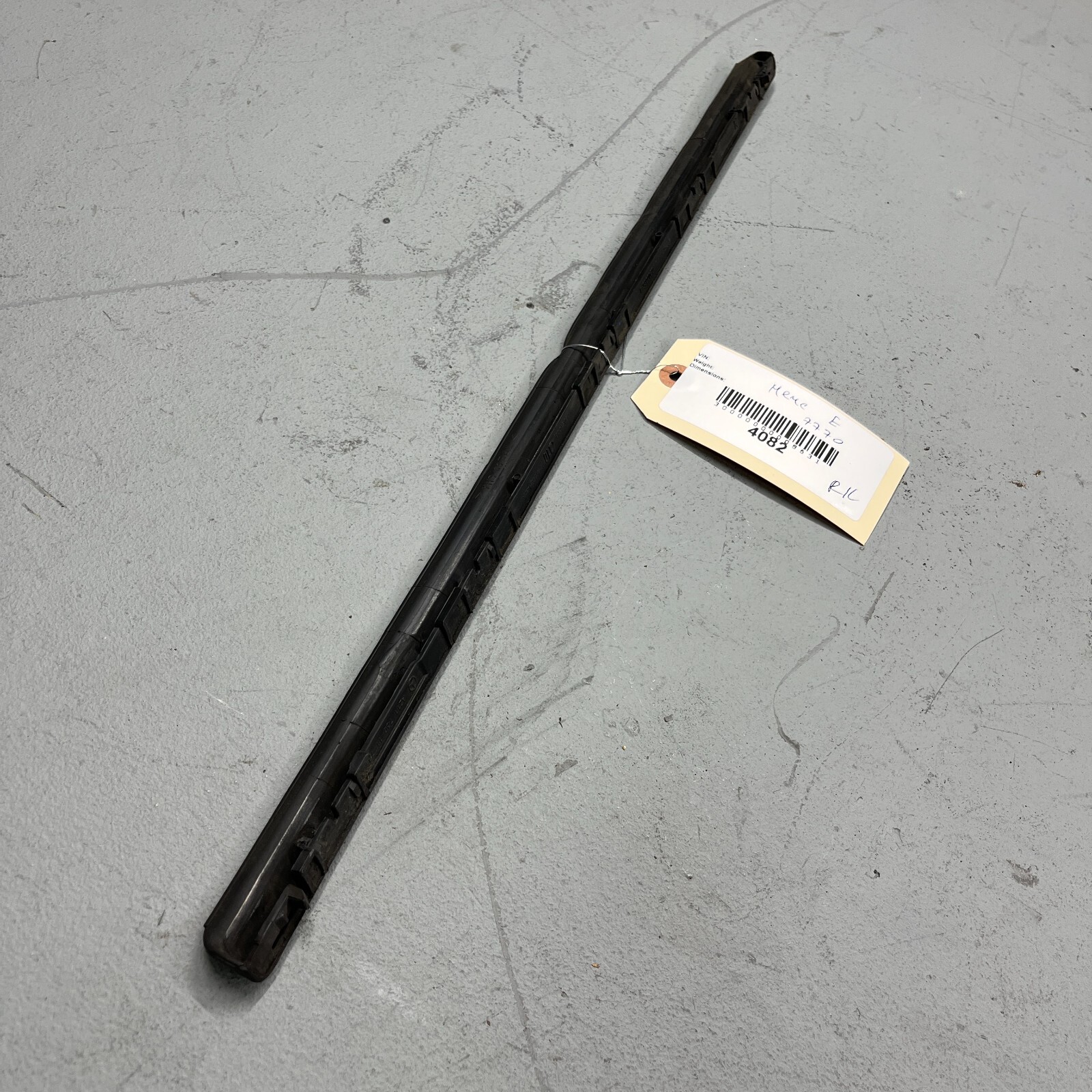 Genuine Mercedes-Benz Lower Seal 2117301178 OEM for sale online | eBay