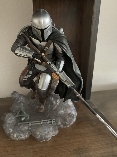 Star Wars The Mandalorian Gallery Series Diamond Select PVC Statue | eBay