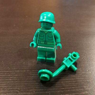 2010 Lego – Minifigures – Toy Story – Green Army Man with metal ...