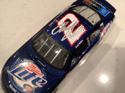 RUSTY WALLACE AUTOGRAPHED 2003 DODGE INTREPID MILLER LITE ELITE DIECAST ...
