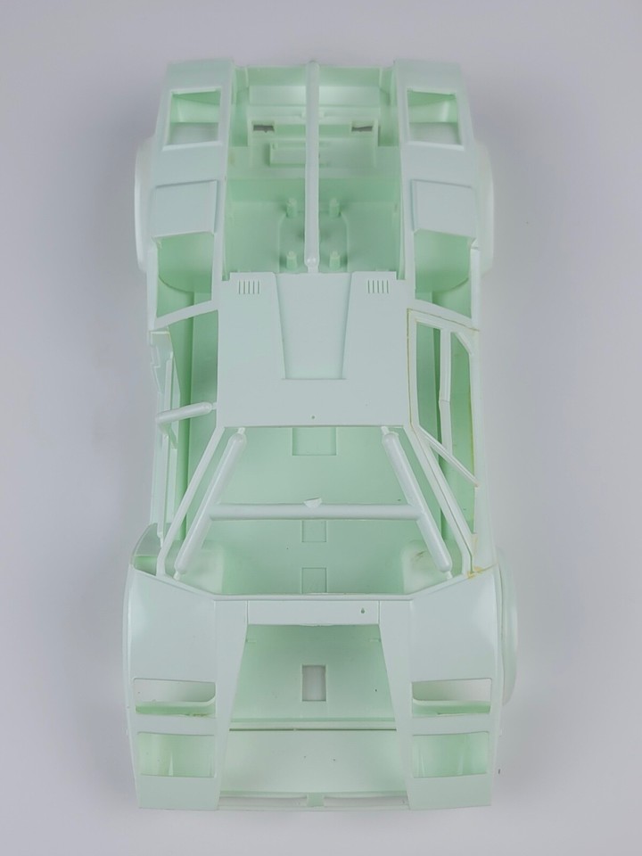 1980's Aoshima Lamborghini Countach LP500S 1/16 Model Kit Motorized ...