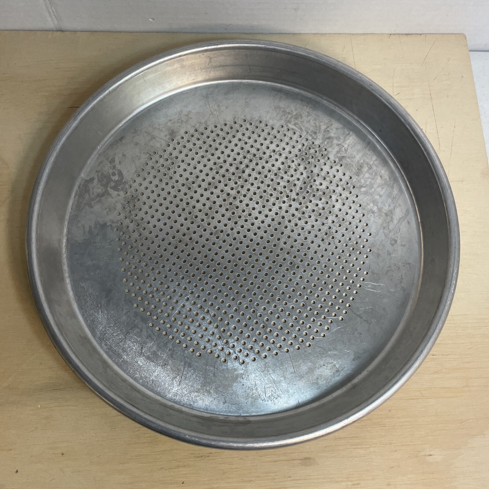 Aluminum Round Deep Dish Perforated Pizza Pan 13” x 1.5” | eBay