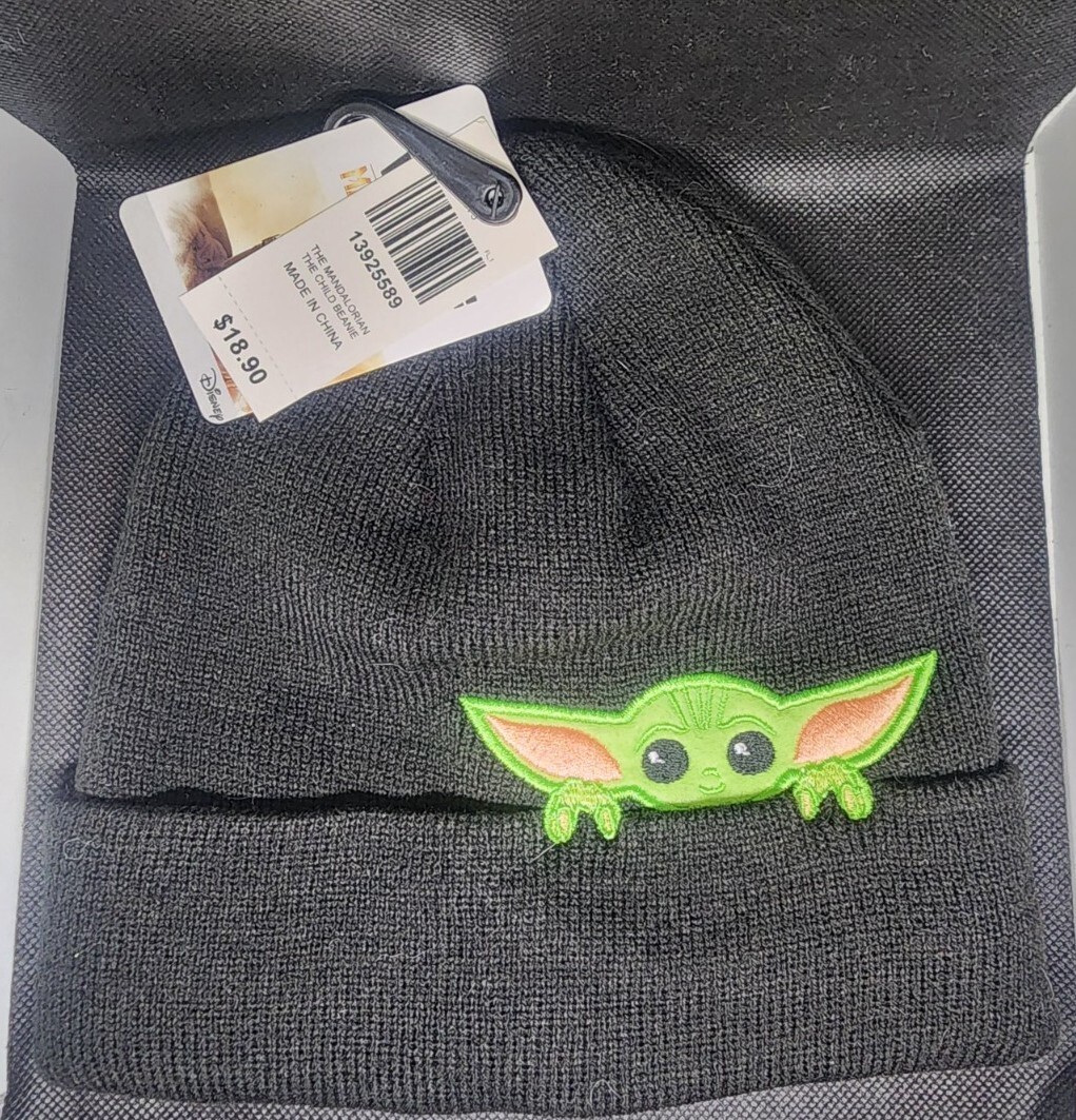 Star Wars The Mandalorian Baby Yoda Beanie, Winter Hat Black OS Unisex NWT