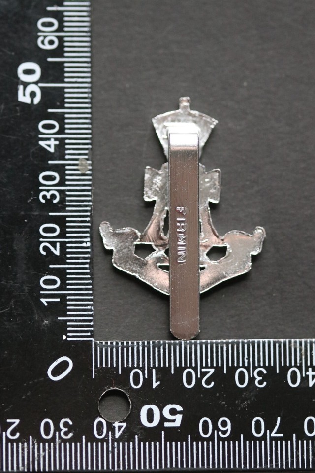 ORIGINAL BRITISH ARMY ANODISED CAP BERET BADGE GREEN HOWARDS REGIMENT ...