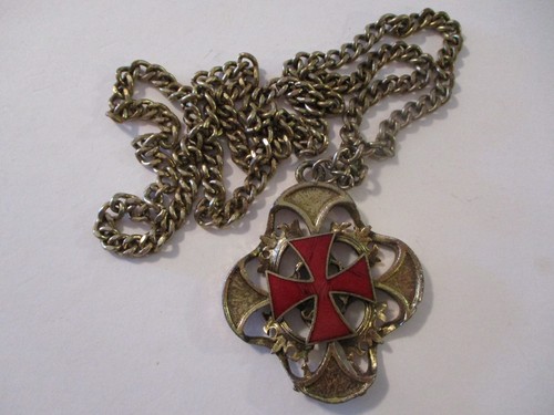 VINTAGE MALTESE CROSS GOLD RED ENAMEL BROOCH PENDANT 28" CHAIN | eBay