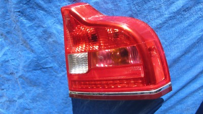 2004 - 2006 Volvo S80 OEM Hella passenger right side taillight tail ...