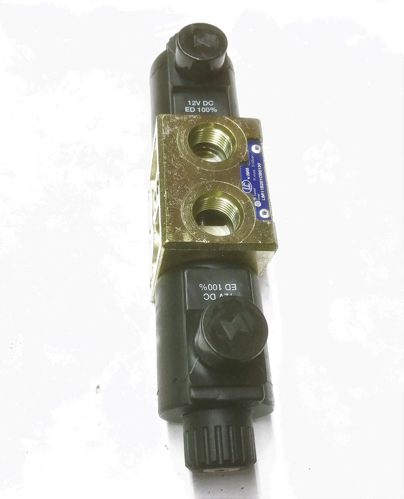 LC Oil Control Group Valve L8611B201OB0130 NOS | eBay