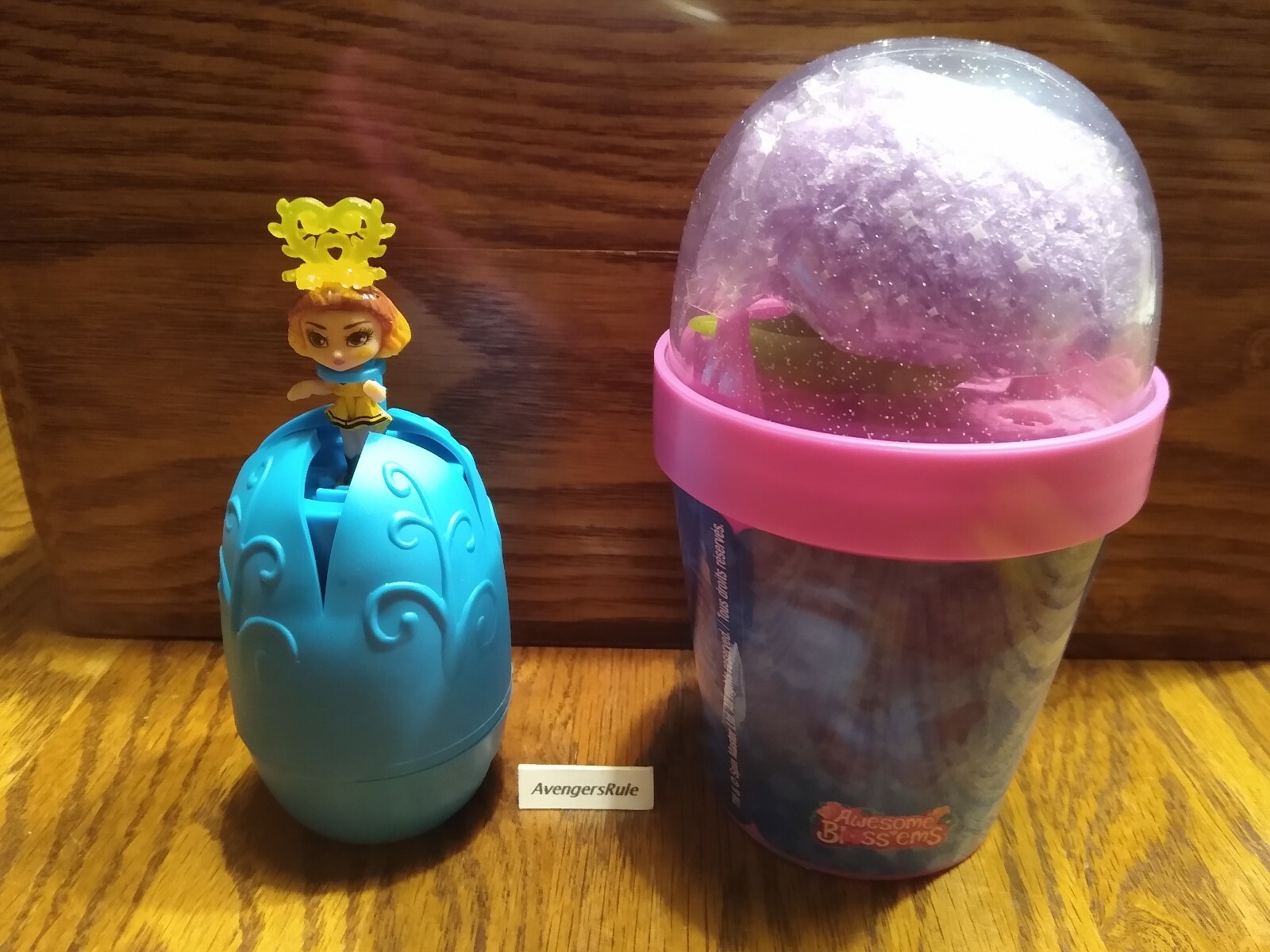 Awesome Blossoms Doll Spin Master Mini Figure Blue Pod, Yellow Ghost Top | eBay