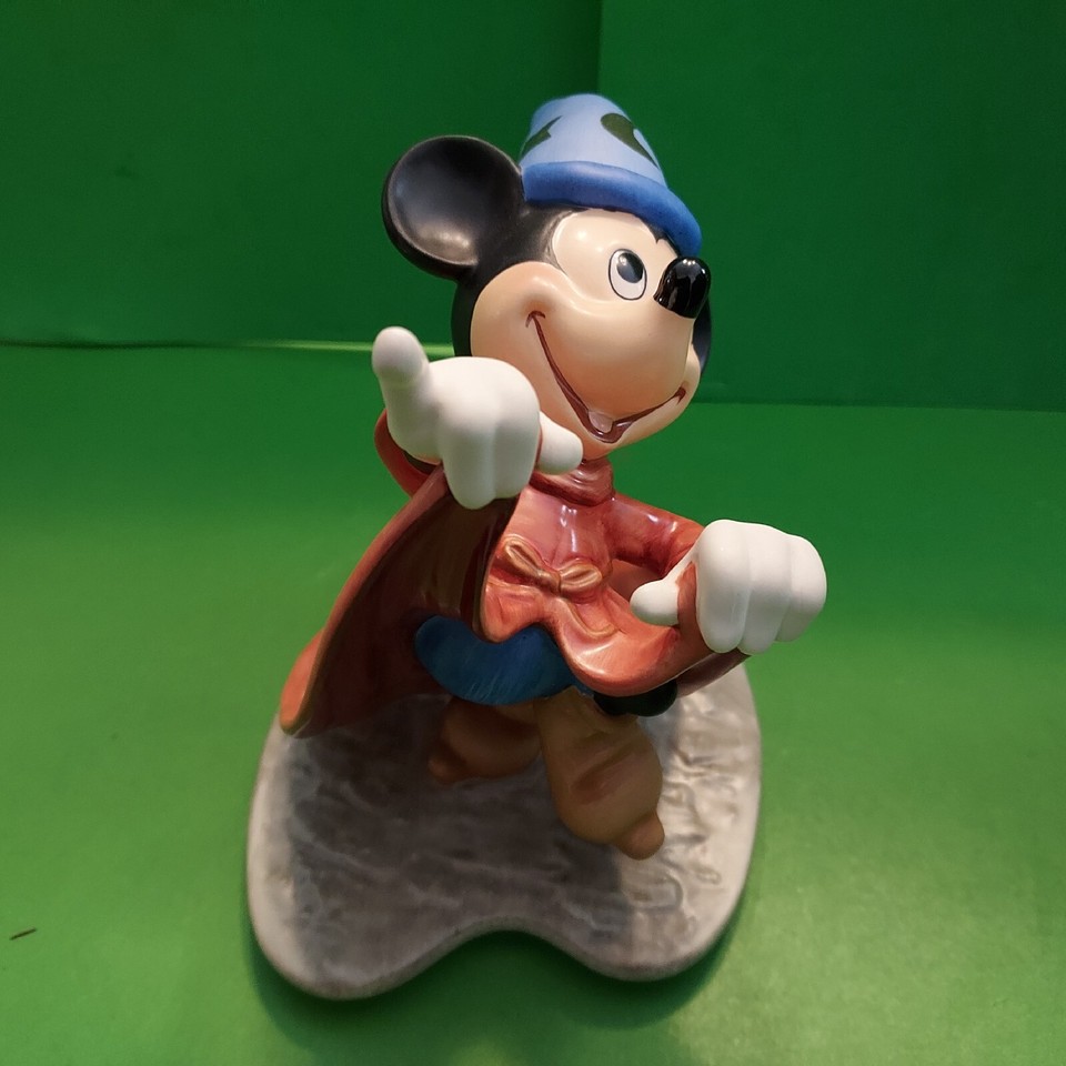 WALT DISNEY CLASSIC COLLECTION- FANTASIA 'MISCHIEVOUS APPRENTICE'- MINT ...