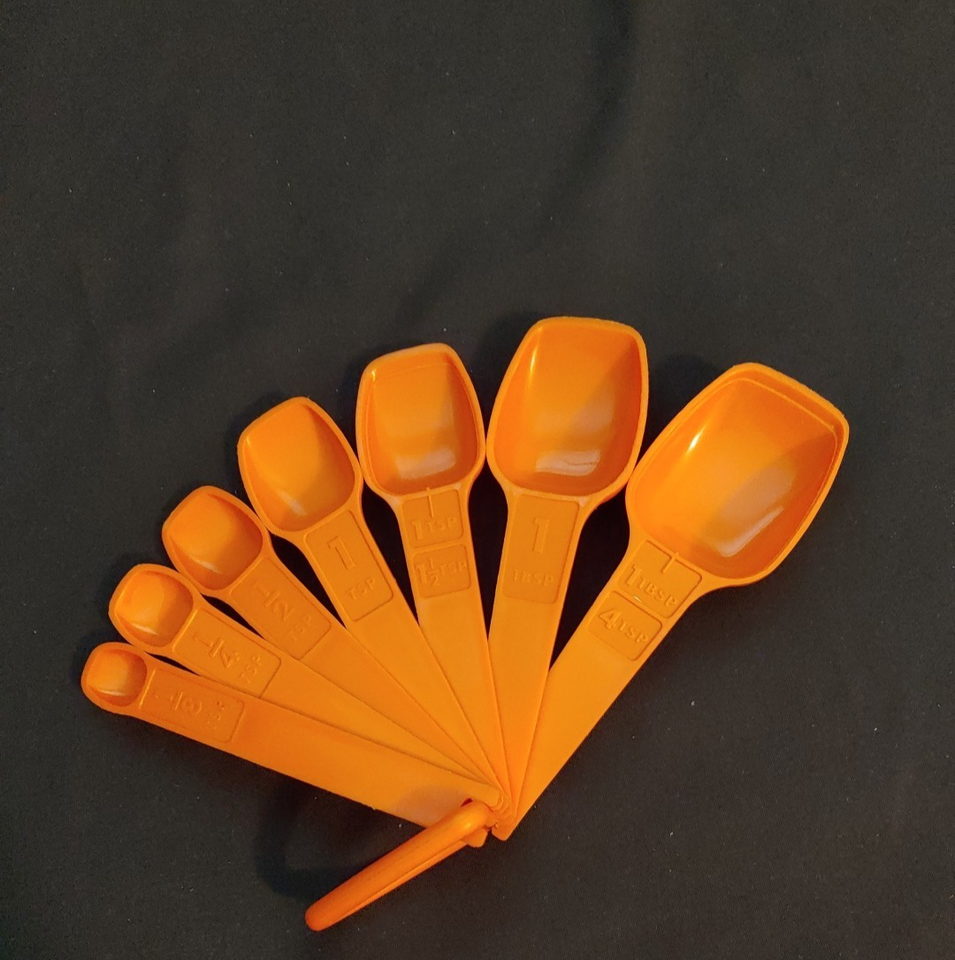 Vintage Tupperware Set of 7 Orange Measuring Spoons Nested with ...