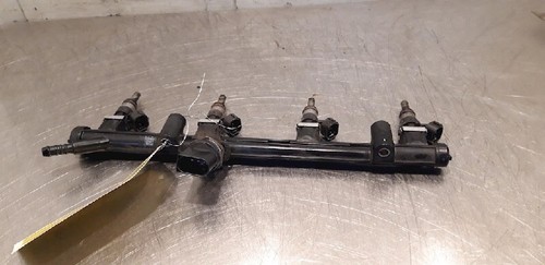 RAMPE D'INJECTION INJECTION RAIL Volkswagen Golf VII (AUA) 2015 ...