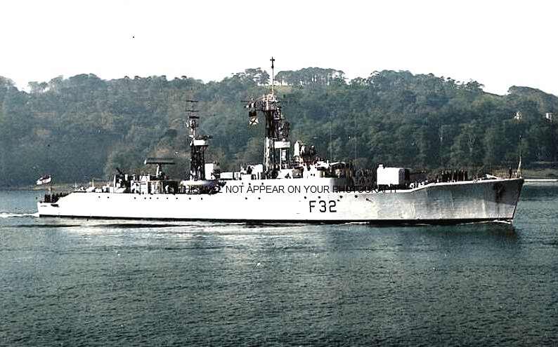 ROYAL NAVY TYPE 61 FRIGATE HMS SALISBURY | eBay UK