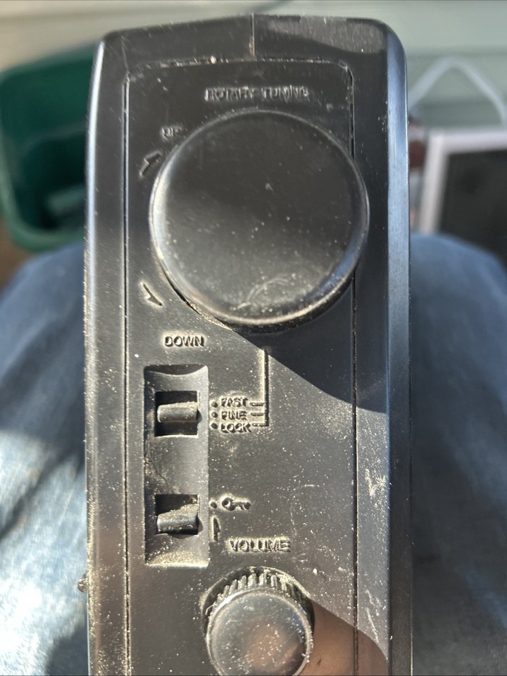 Radio Shack DX-390 FM Stereo LW/MW/Short Wave Portable Receiver Nice ...