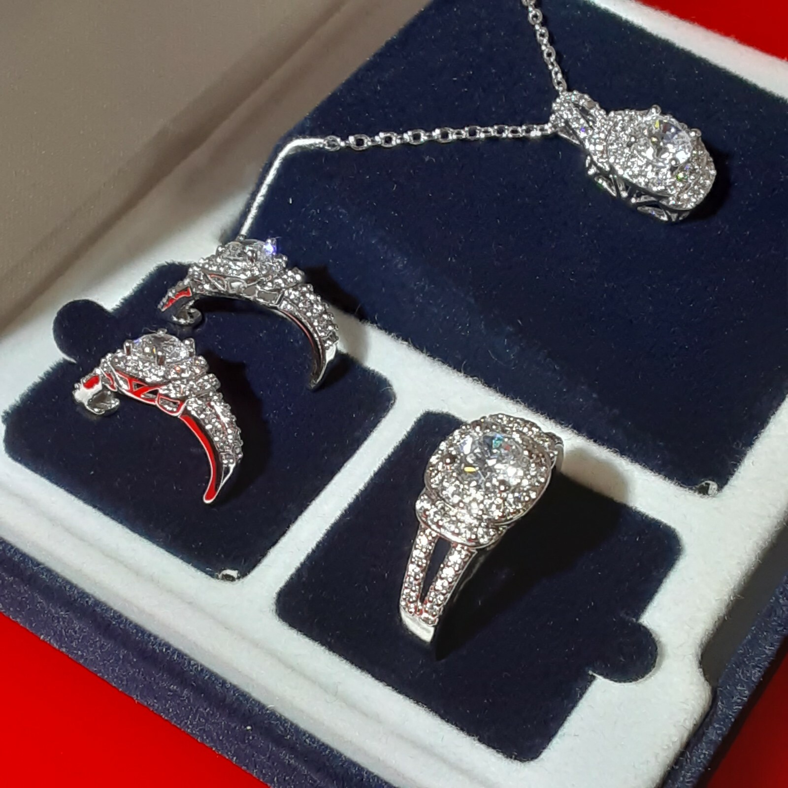 The Estate Collection Danbury Mint Jewelry Set Silver Plate Diamonisse ...