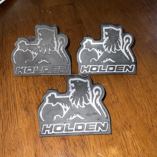 HOLDEN COMMODORE VN SS GRILLE BADGE EXECUTIVE BERLINA CALAIS HSV Price ...