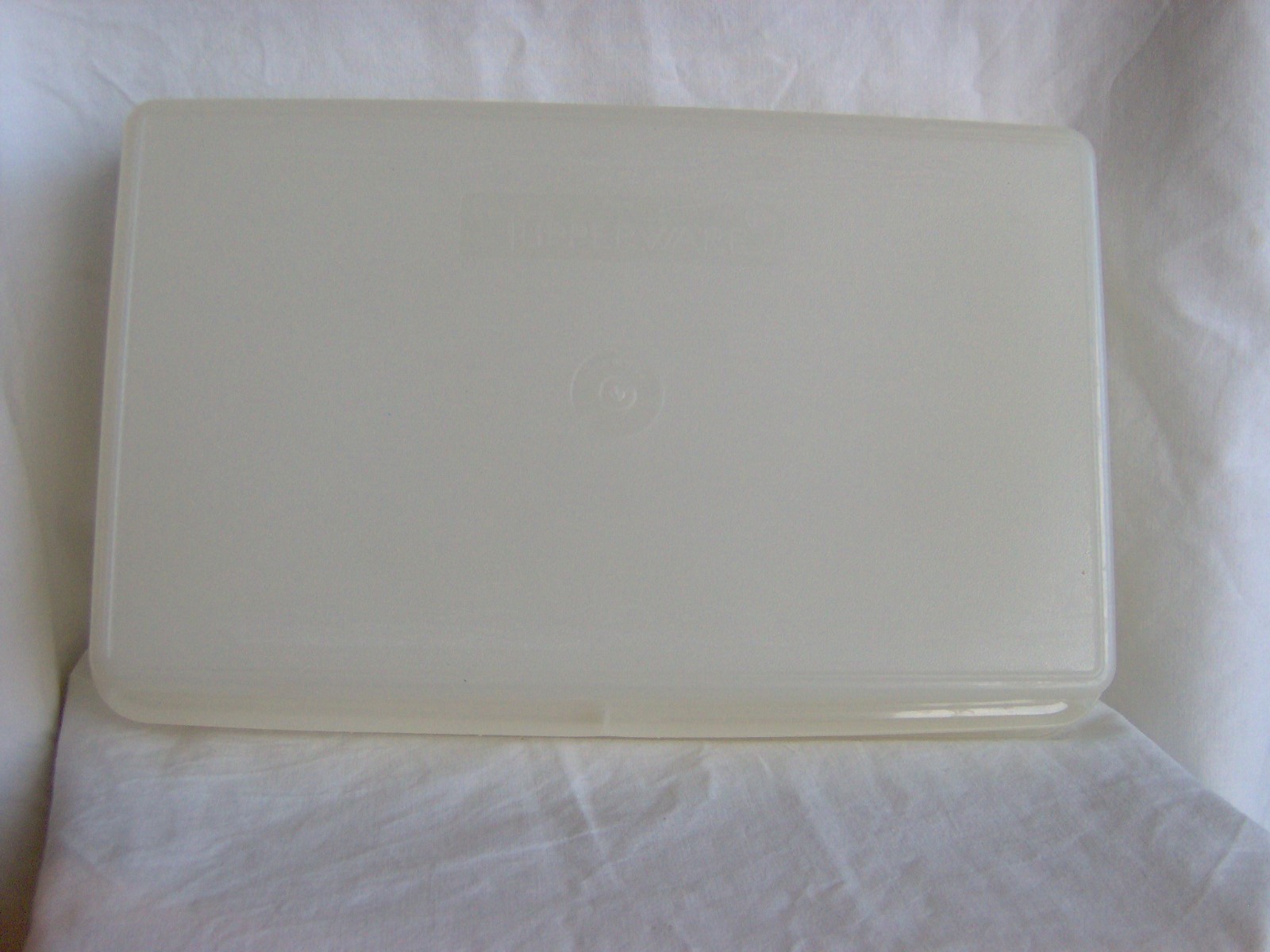 TUPPERWARE BACON KEEPER CONTAINER # 794 DELI COLD CUTS MEAT CHEESE FOOD ...