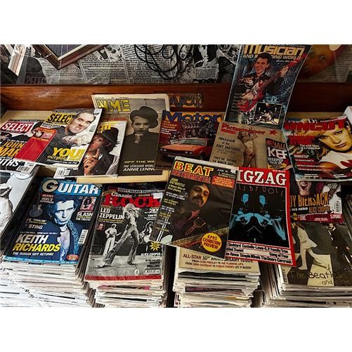 ROD STEWART ROCK STAR MAGAZINE DECEMBER 18 1976 ROD STEWART COVER UK ...