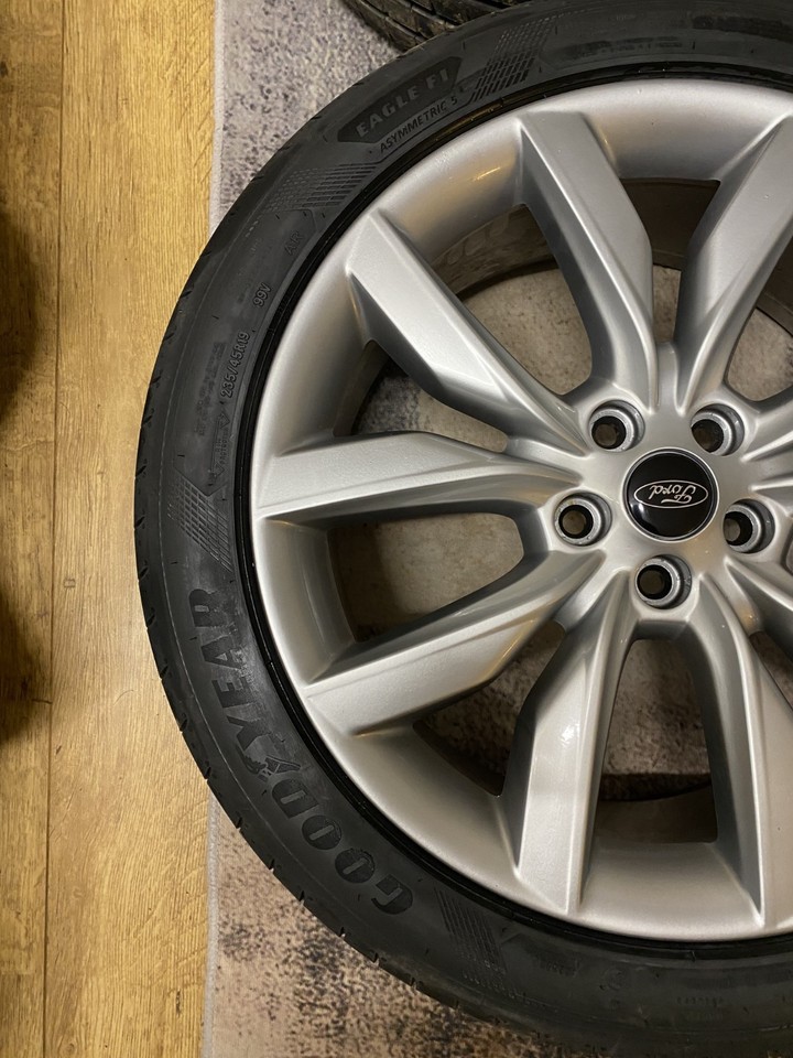 Ford kuga 19" ST alloy wheels with Goodyear Eagle F1 (less than 50 ...