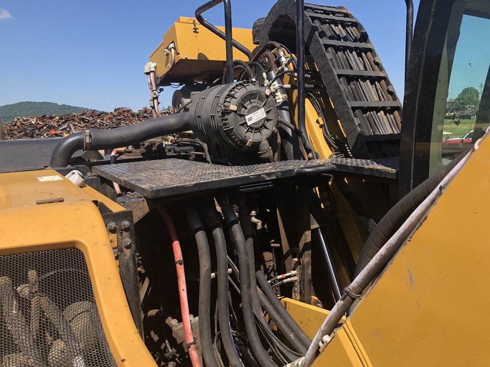 Cat MH3026 Material Handler Scrap Processing Demolition Grapple Genset ...