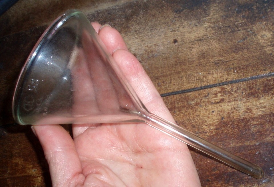 VINTAGE ANTIQUE GLASS FUNNEL LAB WARE BUSINESS INDUSTRIAL USA GLASSWARE ...