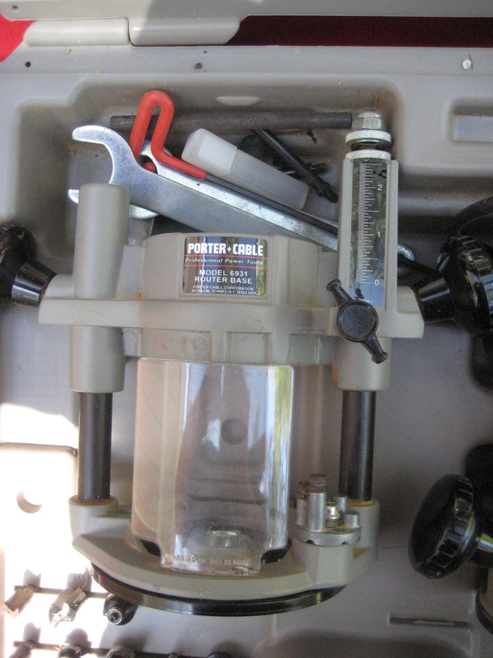 Porter Cable router set, 1001 / 6931 / 6902, 12 bits, wrenches, case ...