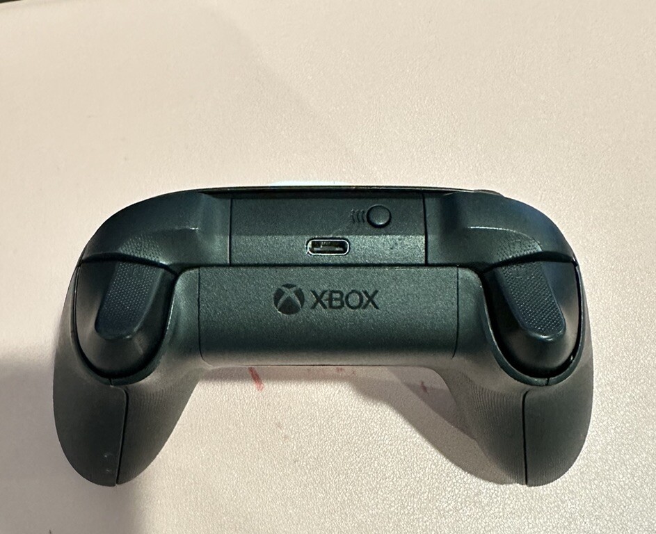 Microsoft Xbox Series X|S Wireless Controller Carbon Black QAT-00001 ...