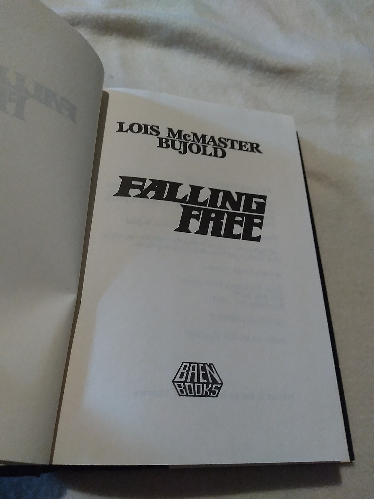 Hugo winner Lois McMaster Bujold Falling Free 1988 1st US NF DJ VG | eBay