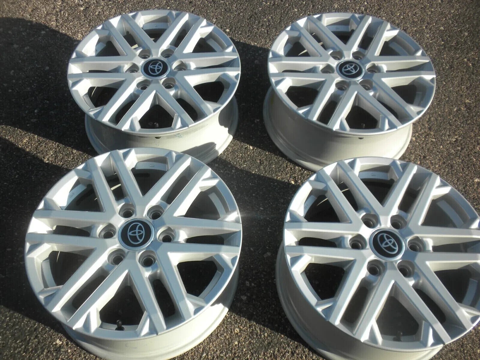 18" Toyota Tundra wheels 18 inches Toyota Tundra rims original ...