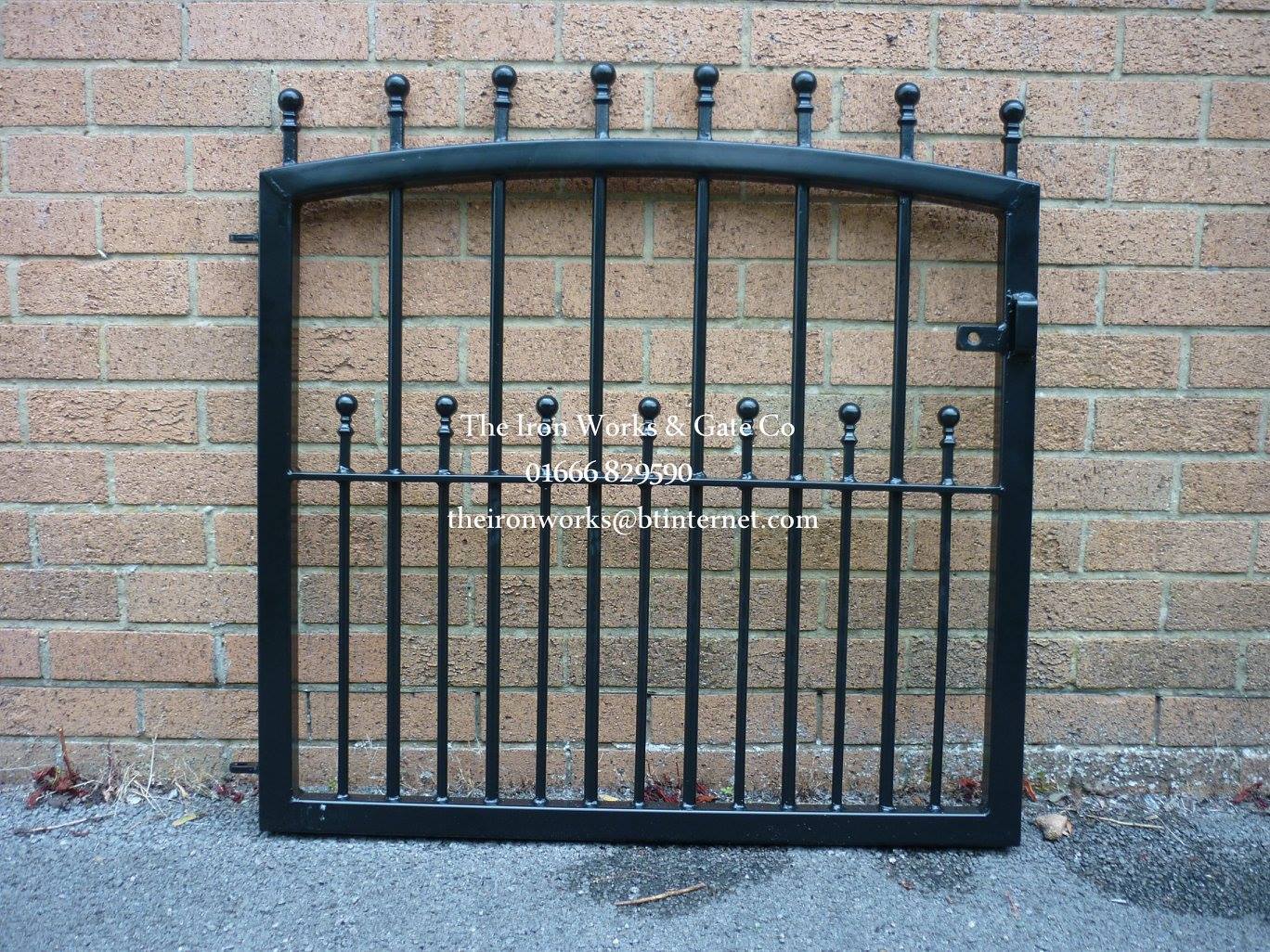 MANOR HEAVY DUTY GARDEN METAL GATE 46" OP x 48" TALL STRONG WROUGHT ...