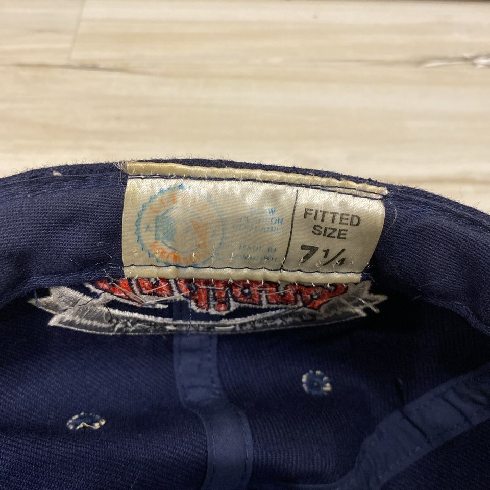 RARE 1990s VINTAGE CLEVELAND INDIANS CHIEF WAHOO FITTED CAP 7 1/4 ...