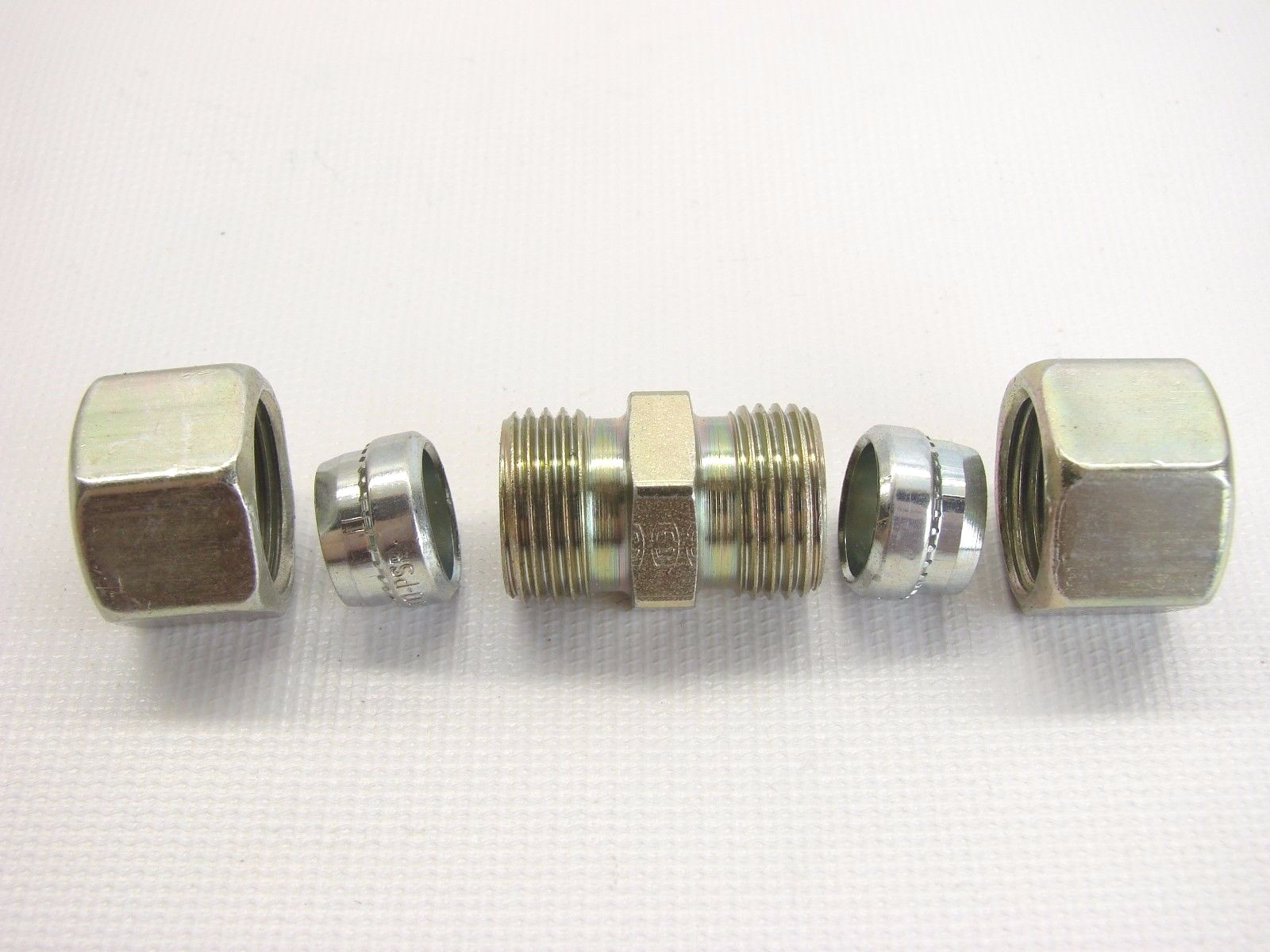 (2) Parker G12LA3C EO/EO-2 Straight, Union - 24° Flareless / 24 ...