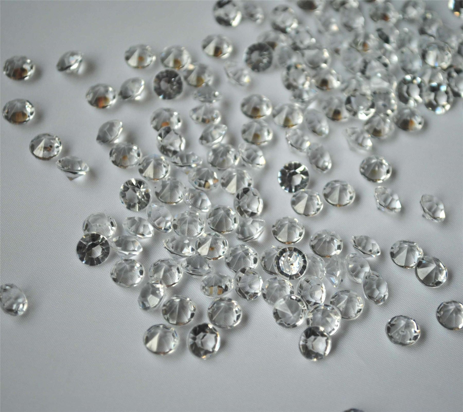 Clear Diamonds Confetti 15000 Crystals Gems Table Top Scatter Wedding ...