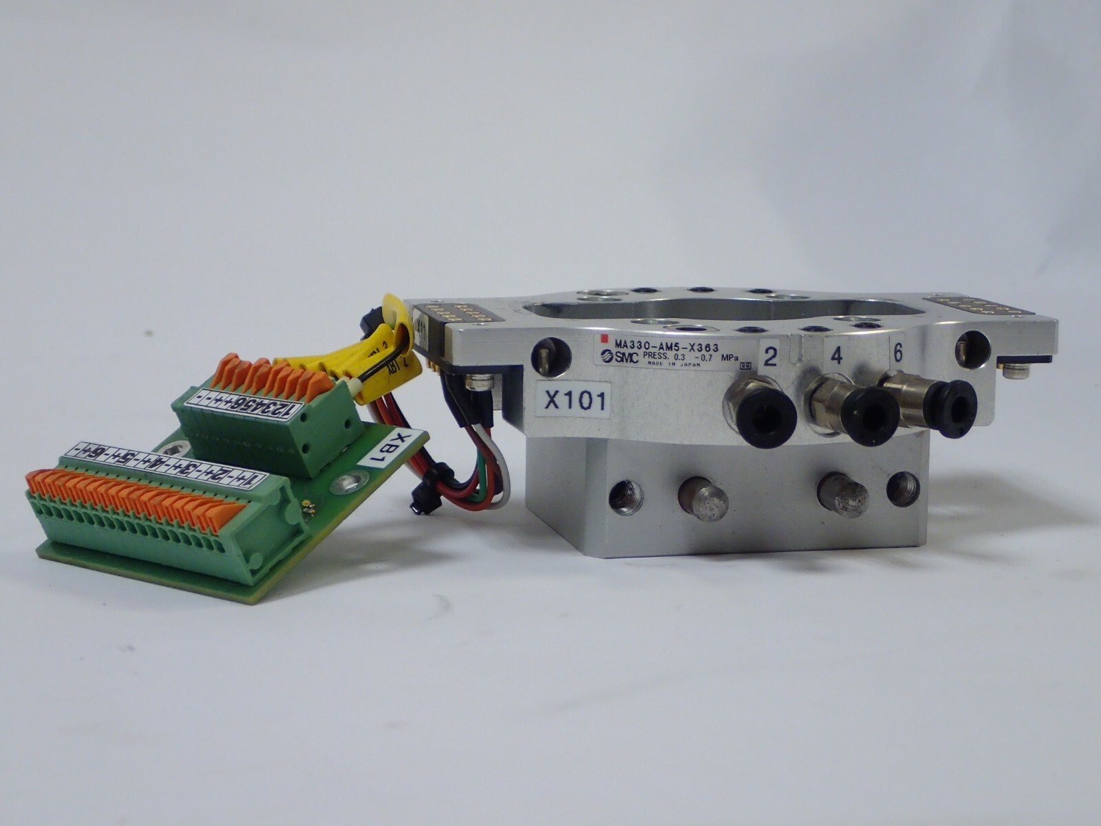 SMC MA330-AM5-X363 TOOL ADAPTOR, PRESSURE 0.3-0.7 MPa, NO ROBOT ADAPTOR ...