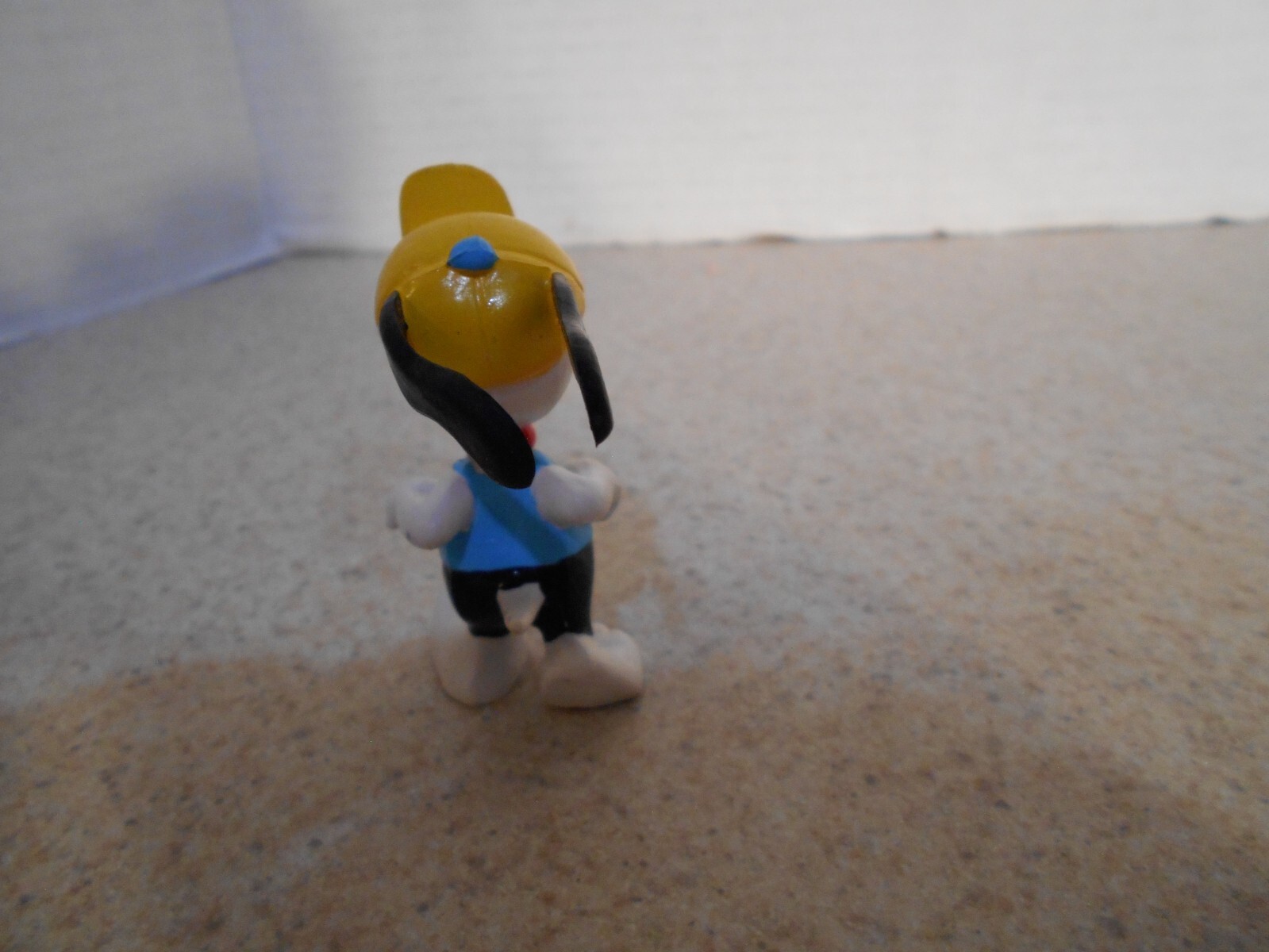 Vintage SNOOPY PVC FIGURINE Toy Jogger Track Peanuts Figure Cake Topper ...