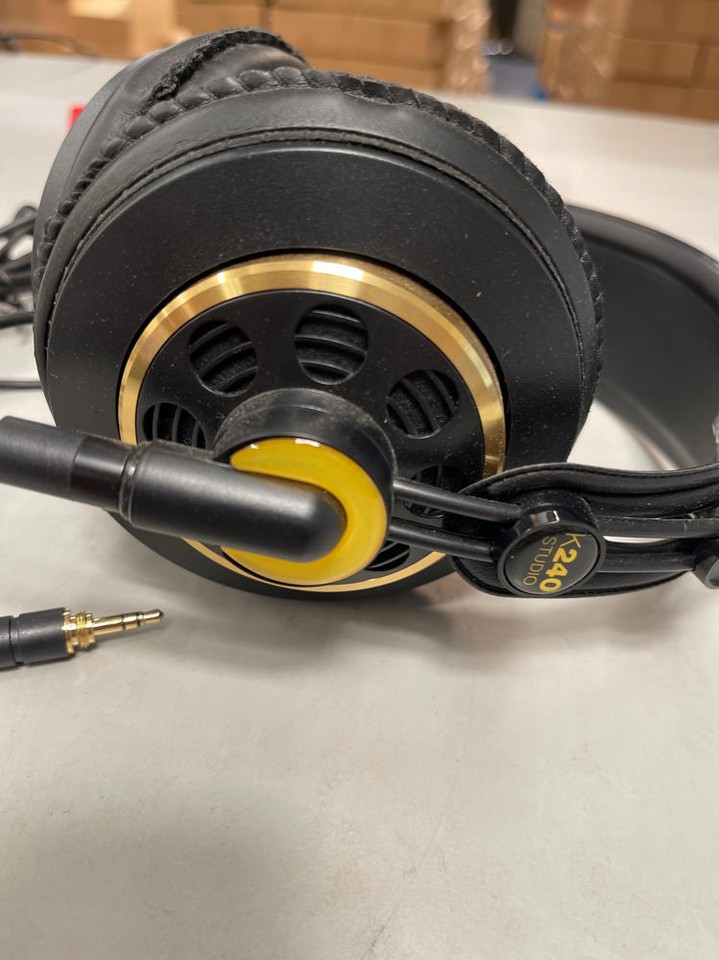 AKG K240 Studio Professional Over-Ear 55 Ohms Headphones/Free Shipping ...