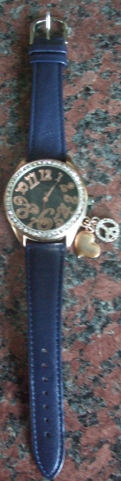A Lovely THOMAS CALVI Gold & Black Quartz Wristwatch - Blue Leather ...