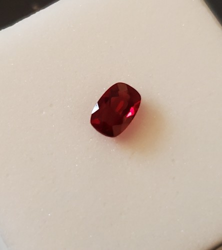 New In Box Red Labradorite Gemstone .35Ct 6x4mm Cushion Cut | eBay