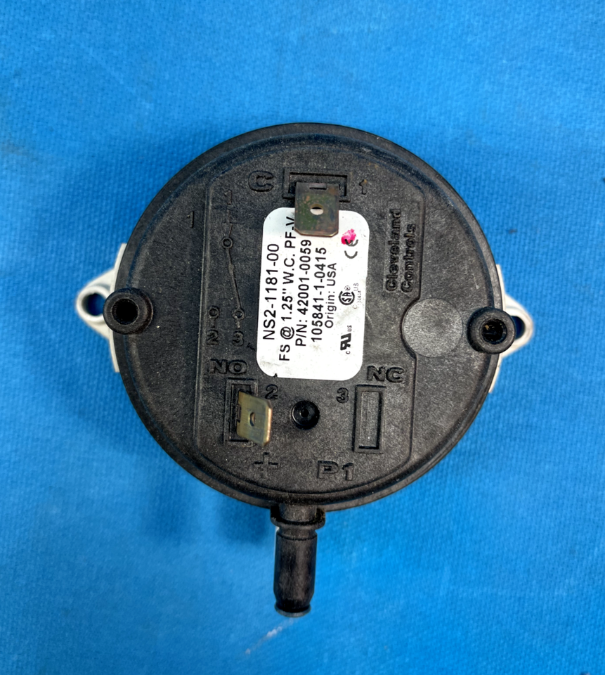 Cleveland Controls Airflow Switch Mastertemp 42001-0059 NS2-1181-00 | eBay
