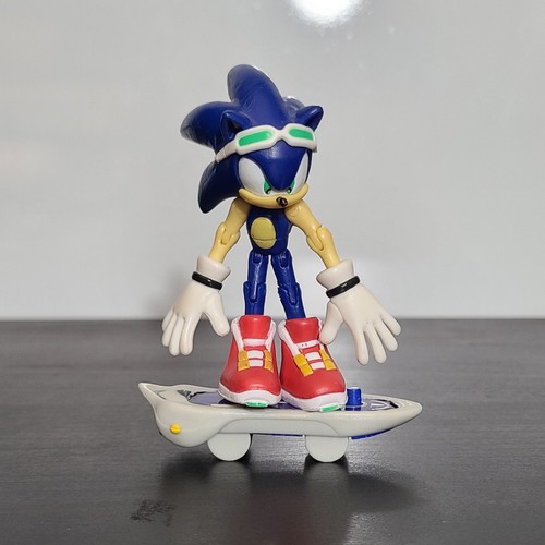 Jazwares 3 Inch Sonic Free Riders Sonic The Hedgehog Figure With Blue ...