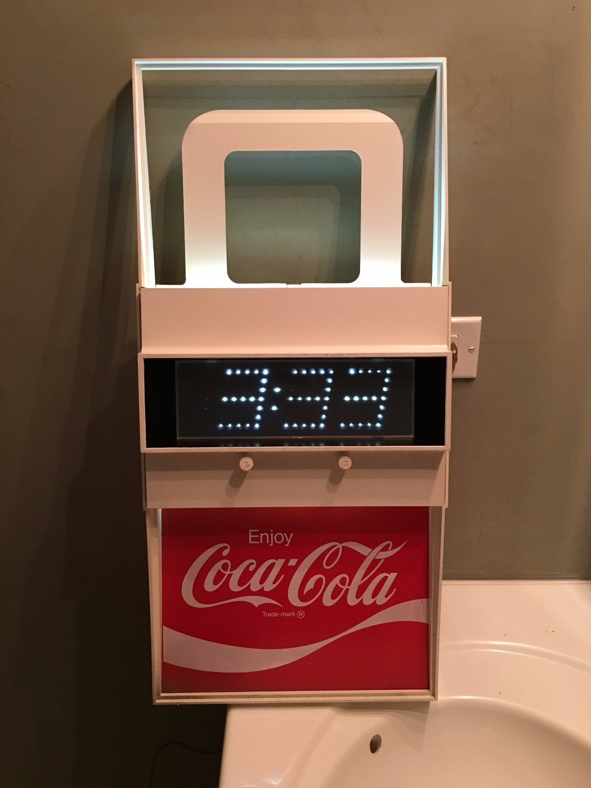 NEW 1977 Vintage Coca Cola Coke Light Up Clock by Everbrite Model G019 ...