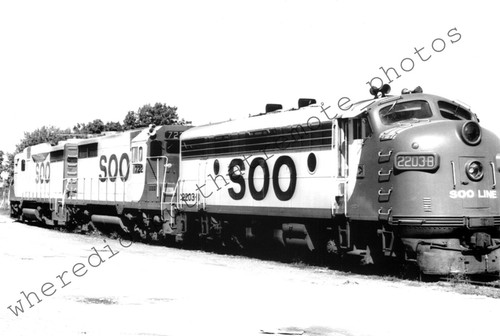 Soo Line 2203B EMD F7A Schiller Park ILL 1966 Photo | eBay